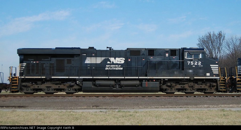 NS 7522